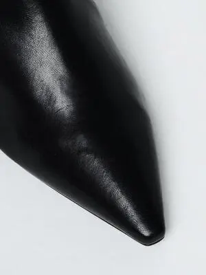 STUART WEITZMAN Boots Colour