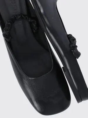 POEVE Low-heeled Leather Mules With Round Toe And Elastic Inserts