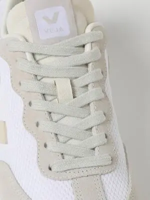 VEJA Trainers Colour