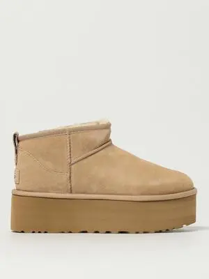 UGG Boots Colour - Sand