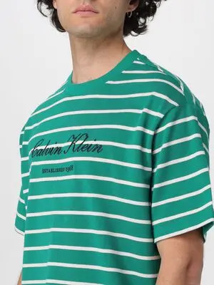 Calvin Klein T-shirt