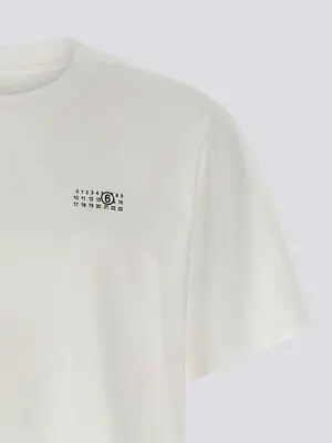 MAISON MARGIELA T-shirt Colour