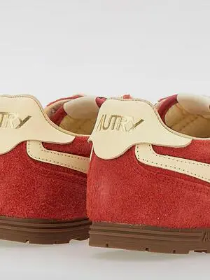 AUTRY Low Top Sneakers - Red