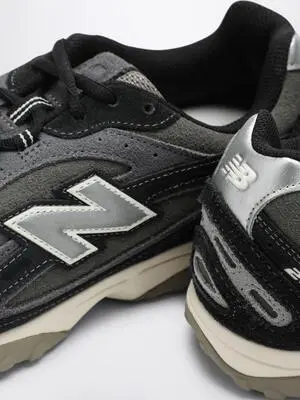 NEW BALANCE 204l Sneakers In Suede And Mesh - Grey