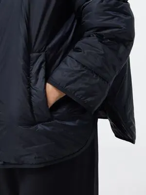Max Mara Waterproof Short Puffer Jacket With Hood And Zip Closure - Blue