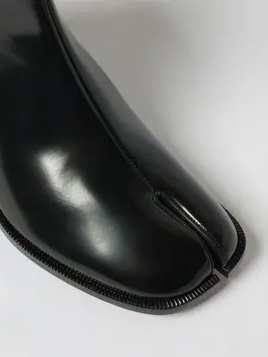 MAISON MARGIELA Boots Colour