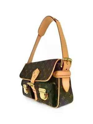 Louis Vuitton Buckled Shoulder Bags