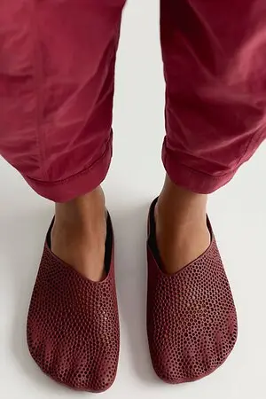 FP VEGAN COLLECTION Sport Mules - Burgundy