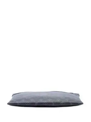 LOUIS VUITTON Monogram Eclipse Discovery Pochette Gm Clutch Bag