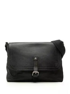 LOUIS VUITTON 2009 Utah Omaha Crossbody Bag