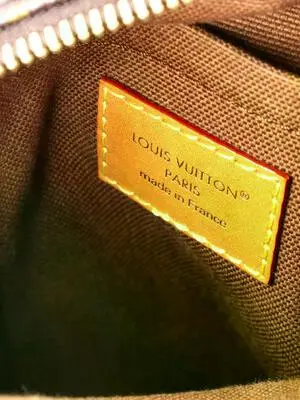 LOUIS VUITTON Amazone Bag Monogram Archive Crossbody Bag