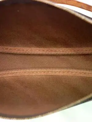 LOUIS VUITTON 2009 Monogram Pochette Accessoires Shoulder Bag