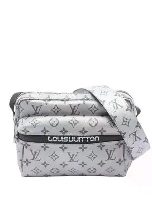 LOUIS VUITTON 2017 Monogram Reflect Outdoor Messenger Pm Bag