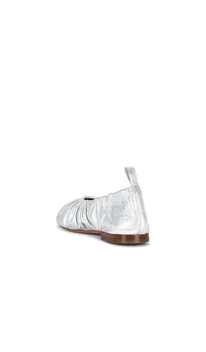 MANSUR GAVRIEL Ruched Ballerina Flat - Metallic Silver