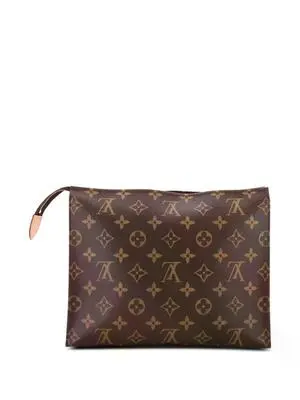 LOUIS VUITTON Toiletry Pouch Monogram Canvas 26 Clutch Bag - Brown
