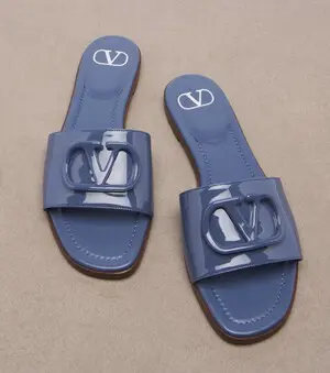 Valentino Garavani Vlogo Patent Leather Slides