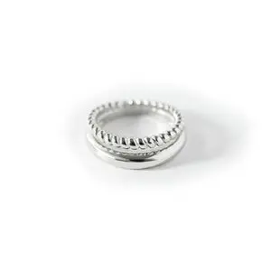 LEI & MAR CO. The Demi Ring - Silver