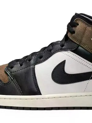 JORDAN Air 1 Mid Sneakers