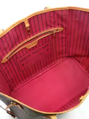 LOUIS VUITTON 2015 Mm Neverfull Tote Bag