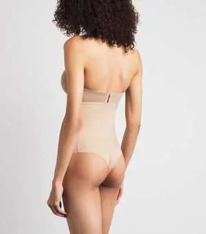 Spanx Shape Invisible Mid-thigh Short