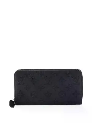 LOUIS VUITTON Zippy Wallet Mahina Leather Small Wallets