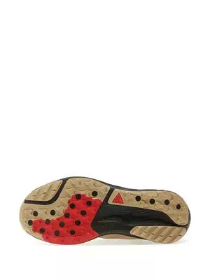 Nike Pegasus Trail Sneakers