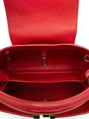 LOUIS VUITTON 2016 Taurillon Capucines Mm Satchel