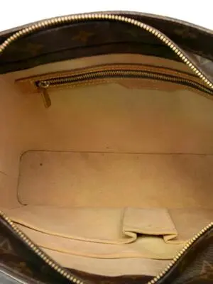 LOUIS VUITTON 2001 Monogram Luco Tote Bag