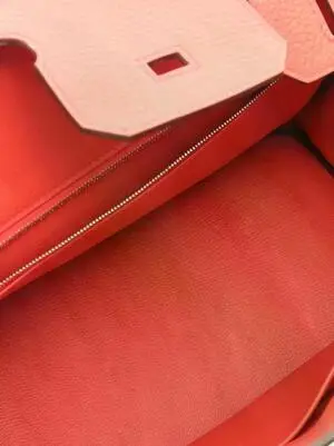 Hermès 30 Birkin Clemence Leather Tote Bag - Red