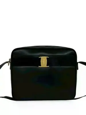 FERRAGAMO 2010-2026 Vara Calfskin Crossbody Bag - Black