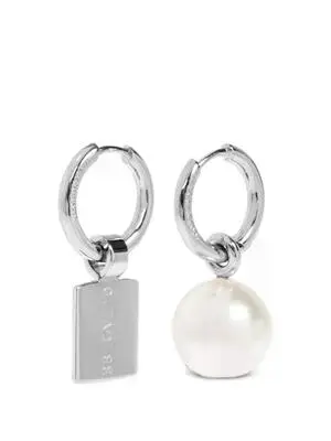 Balenciaga Malibu Pearl Earrings In Shiny - Silver