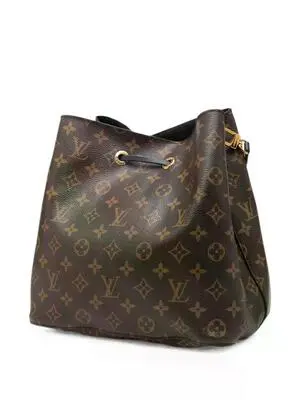 LOUIS VUITTON 2017 Monogram Neonoe Mm Bucket Bag