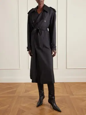 Saint Laurent Victoire Leather Knee Boots