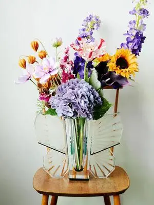 FLOWERISM STUDIO Sunflower Red Tulip Bouquet