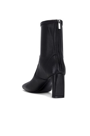 A.emery Torres Boot