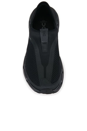 On Cloudsoma Moc Sneaker