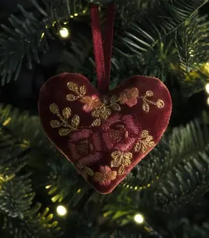 ANKE DRECHSEL Velvet Heart-shaped Bauble With Embroidered Flowers