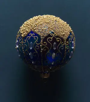 Harrods Glitter Swirl Bauble