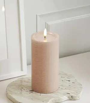 DELUXE HOMEART Unique Pillar Candle