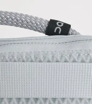 On Lite Belt Bag 2l - Blue