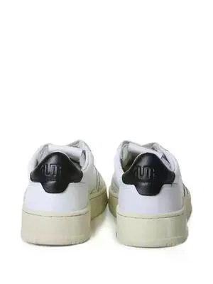 AUTRY Medalist Low Sneakers In Leather