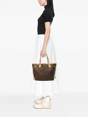 LOUIS VUITTON 2014 Monogram Neverfull Mm Tote Bag - Brown