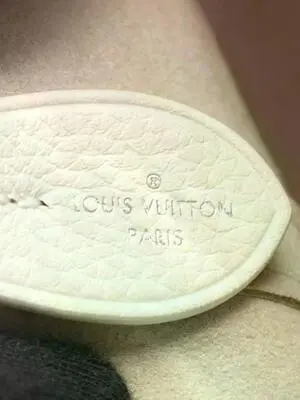 LOUIS VUITTON Monogram Mahina Blossom Pm Satchel - White