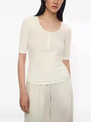 12 STOREEZ Gwen Short-sleeve Top