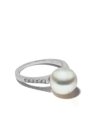 Yoko London 18kt White Gold Freshwater Pearl And Diamond Ring - Silver
