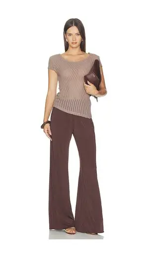 SNDYS. Norah Top In . Also