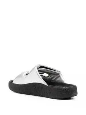 VEJA Etna Touch-strap Flat Sandals
