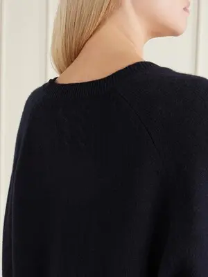 NILI LOTAN Camelia Cashmere V-neck Sweater