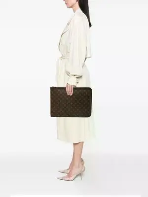 LOUIS VUITTON Monogram Canvas Documents Portfolio
