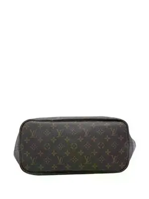 LOUIS VUITTON 2010 Monogram Neverfull Mm Tote Bag